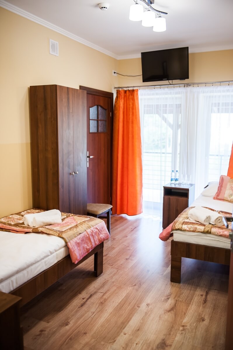 Pensjonat - Pensjonat Pod Kogutami